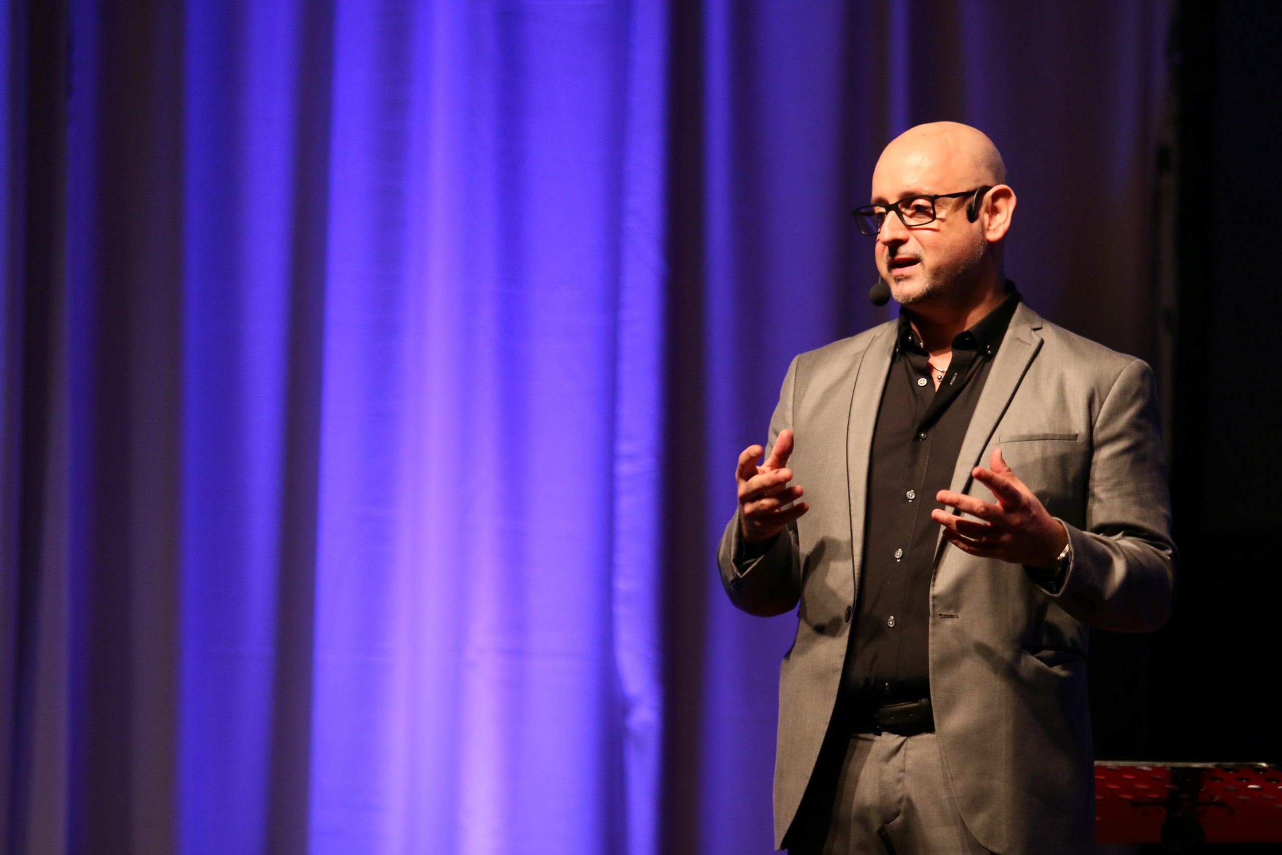 JOHN STAMOULOS | INTERNATIONAL BREATHWORK